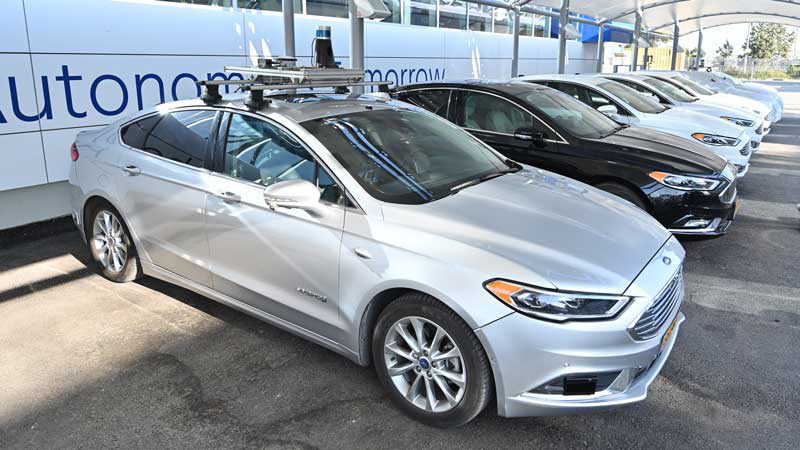 Nio partners with Mobileye to build Tesla-like robotaxi fleet