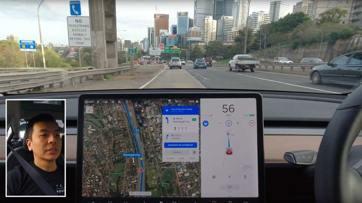 Tesla Model 3 with Full Self Driving now changes lanes automatically