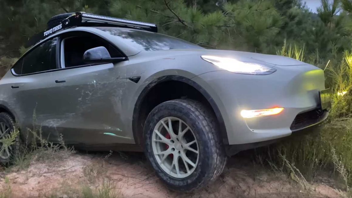 Tesla Model Y goes off-road with "no problem whatsoever"