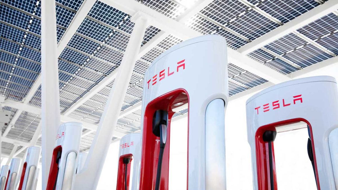 Tesla to roll out "virtual" waitlists for some Superchargers, but ...