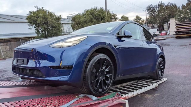 Tesla Model Y RWD launches in Canada with massive rebates on offer