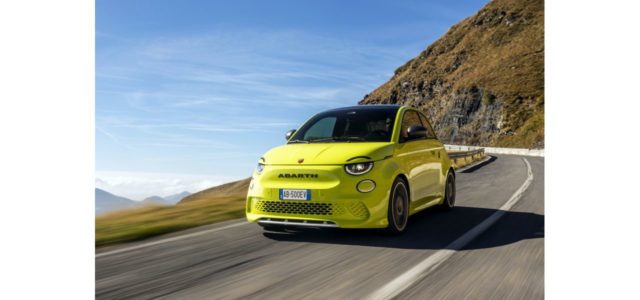 Fiat performance brand debuts electric 500e hot hatch, due in Australia ...