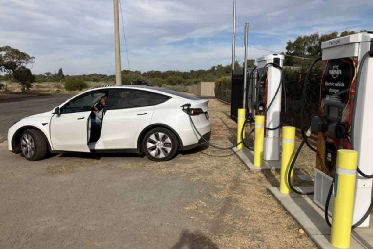 Long range trips in a standard range EV: How easy is it in Australia?