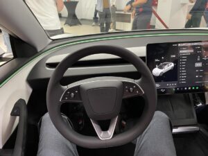 "Maybe we deleted too much:" Tesla to bring back indicator stalk for ...