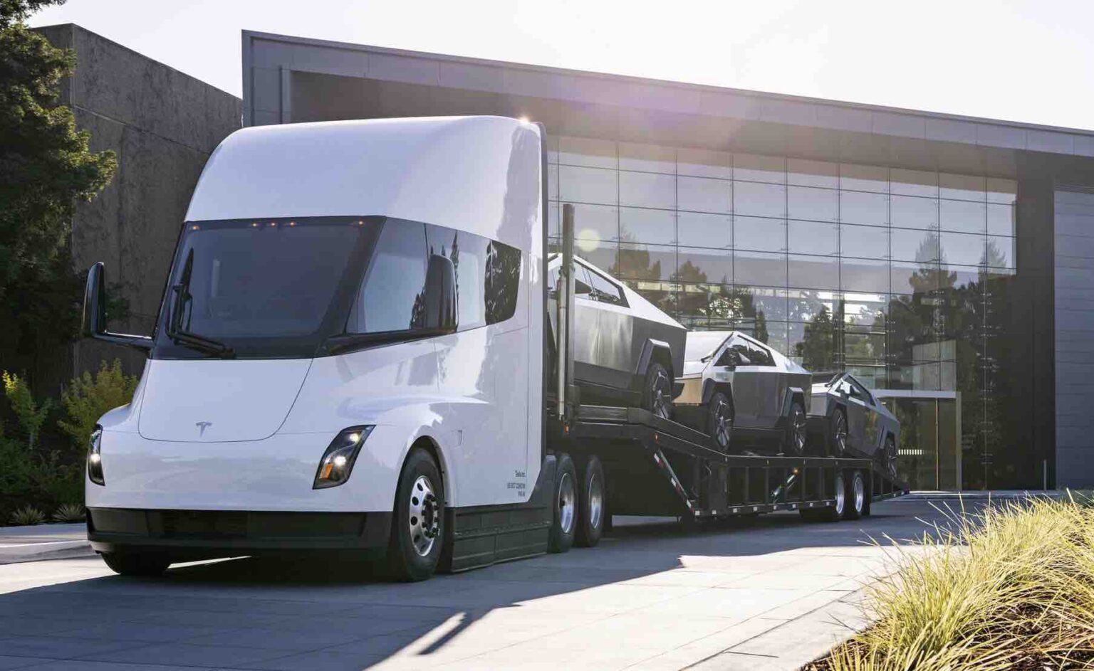 Low drag: Tesla Semi electric trucks have saved more than 3.7 million ...