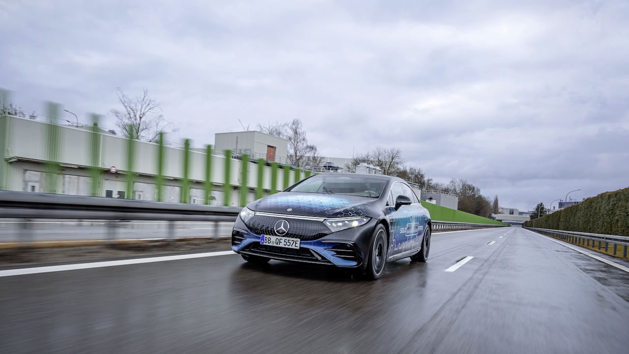 Mercedes begins testing solid-state battery that can deliver 1,000 km range