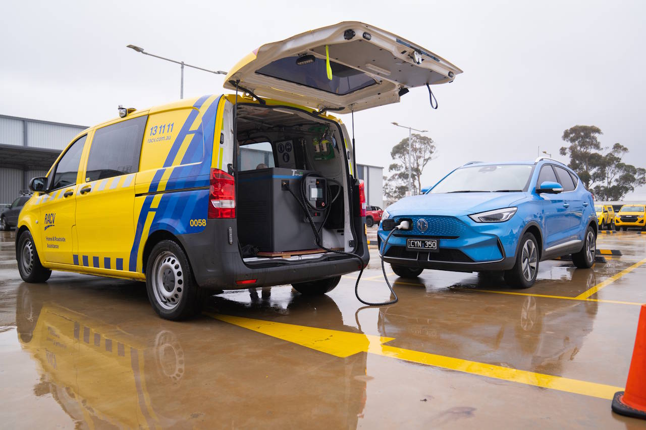 Motoring group to trial mobile DC fast charger for stranded EV drivers